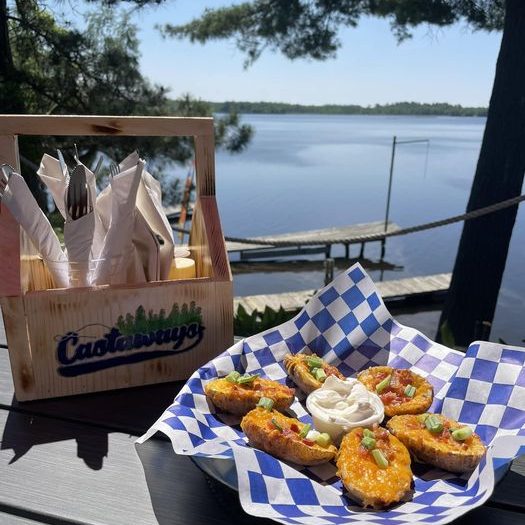 Castaways Bar & Grill - Fall Ride in Tomahawk, WI