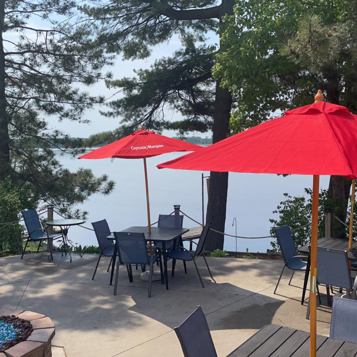 Castaways Bar & Grill - Fall Ride in Tomahawk, WI